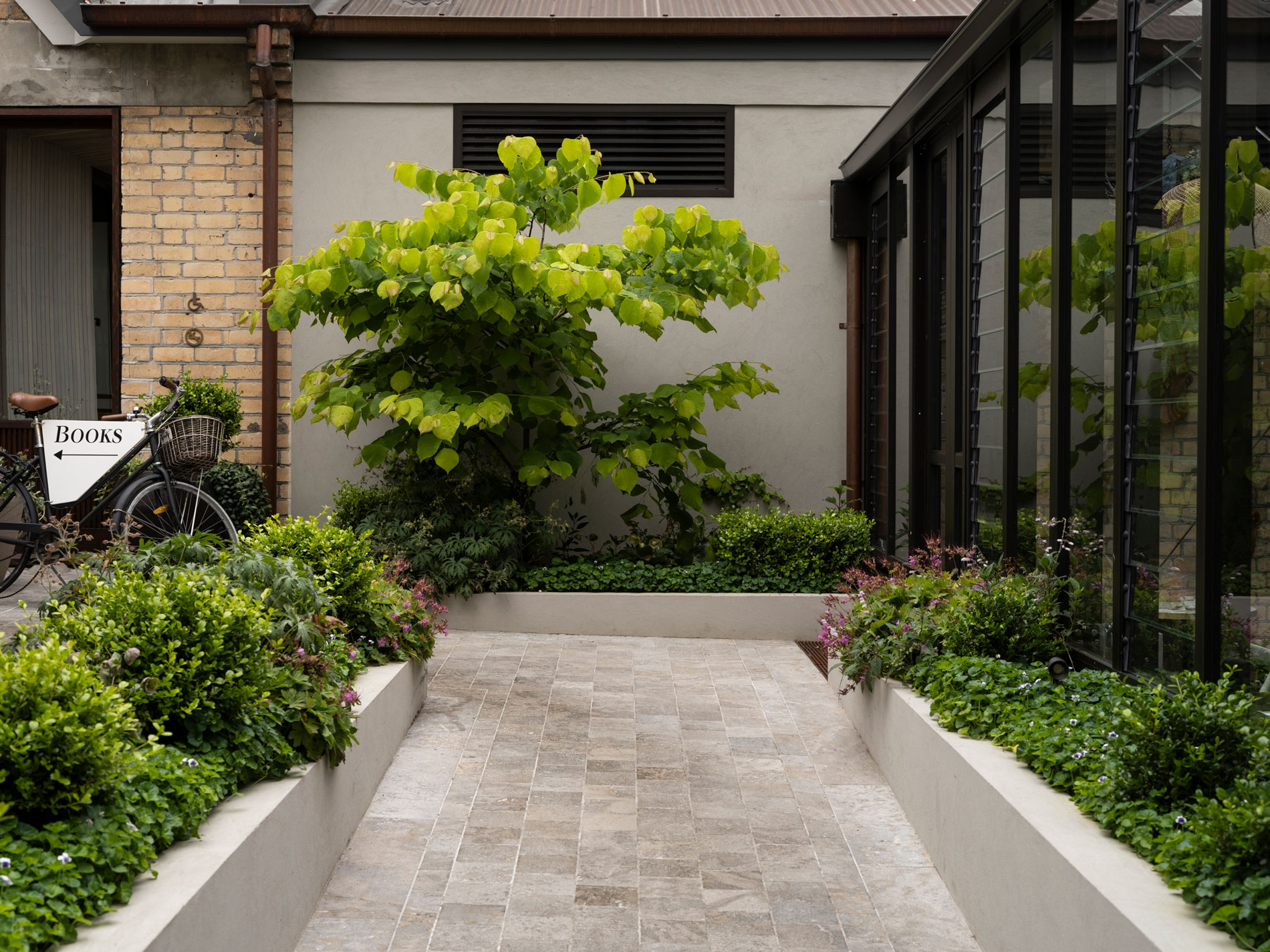 1050, Remuera Village – Jared Lockhart Design